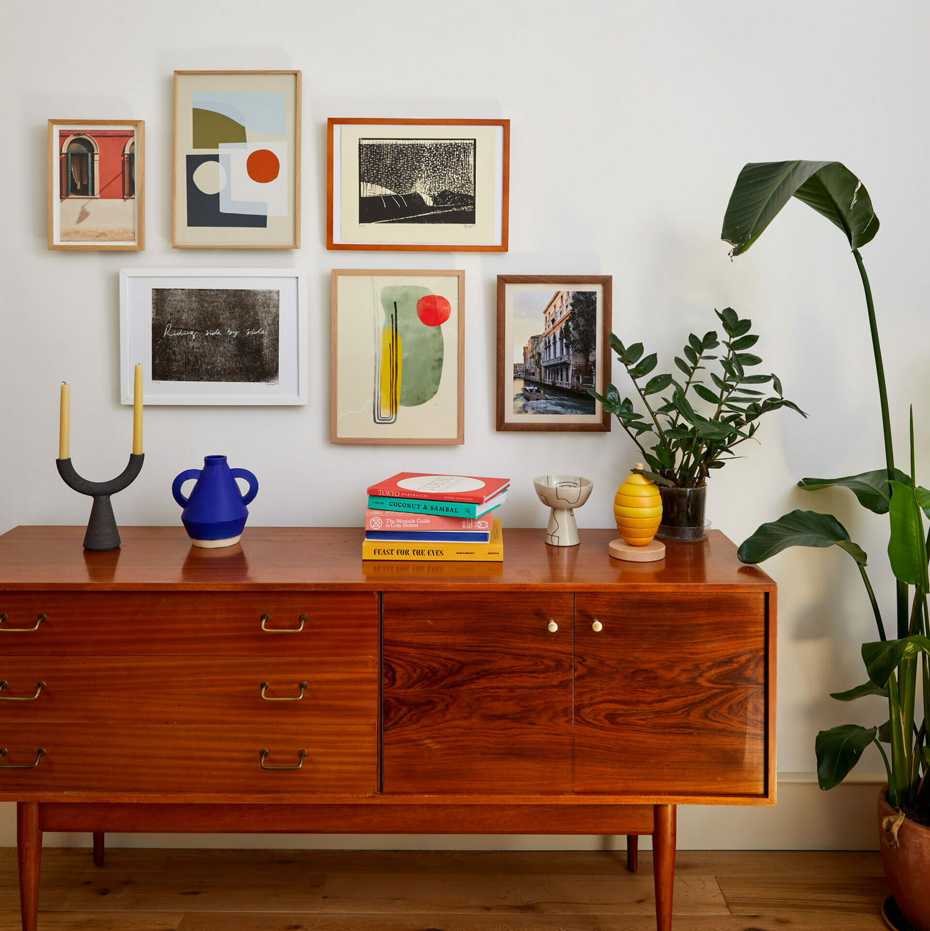 Light Oak Frame: Perfect Match for Your Prints - Artists and Objects