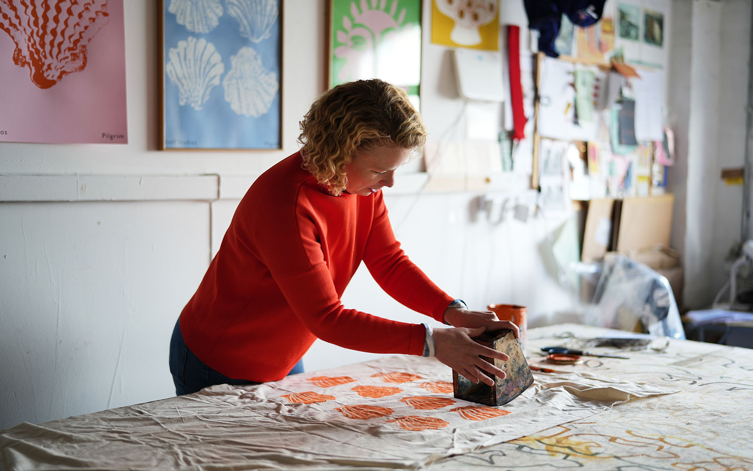 Handmade art, ceramics and homeware by UK artists - Artists and Objects